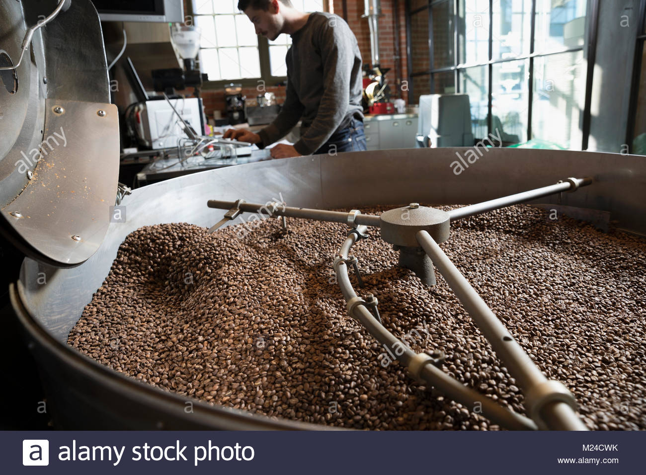 Roaster image hi-res stock photography and images - Alamy