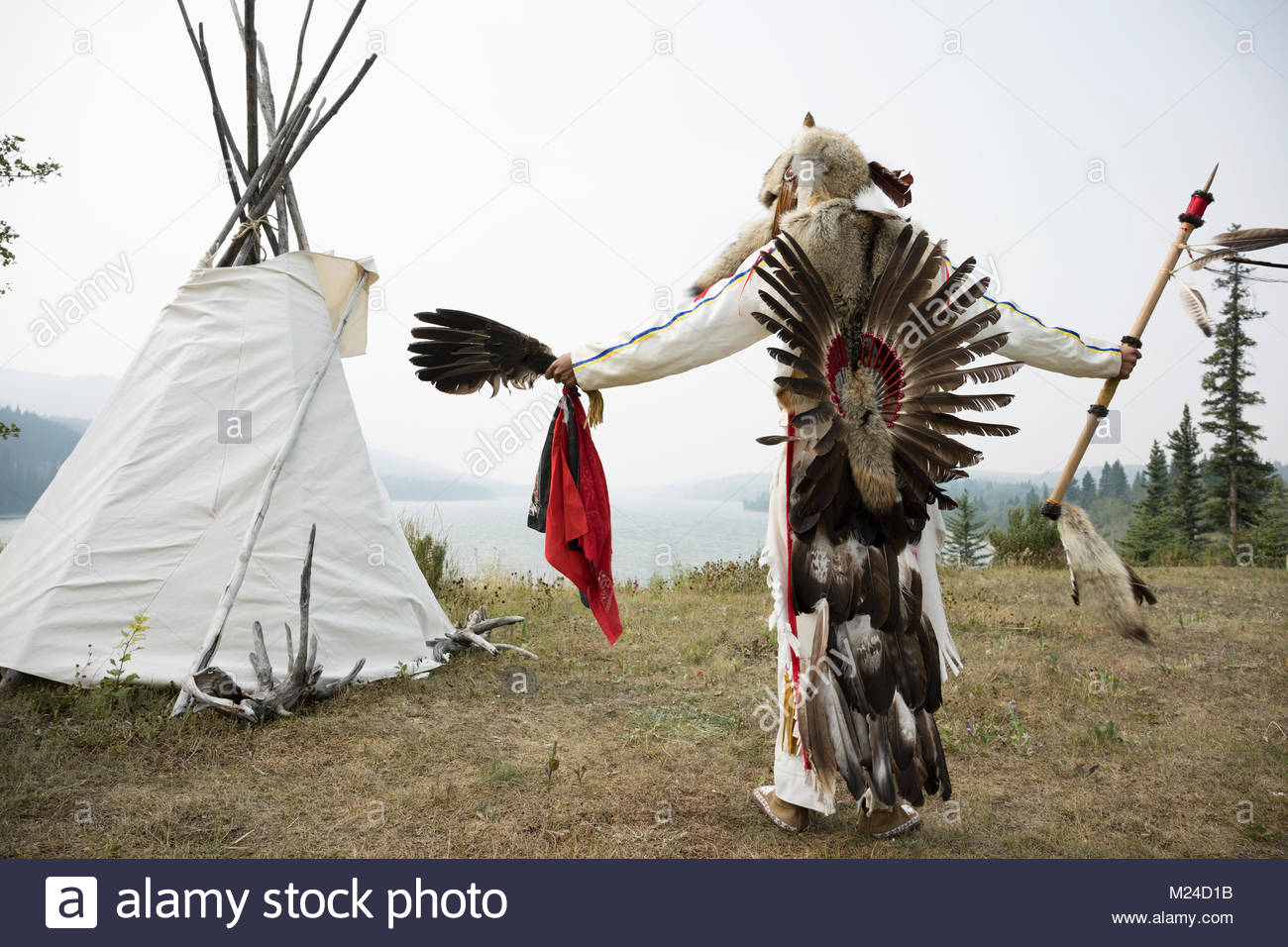 Traditional Indian Teepee Stock Photos & Traditional Indian Teepee ...
