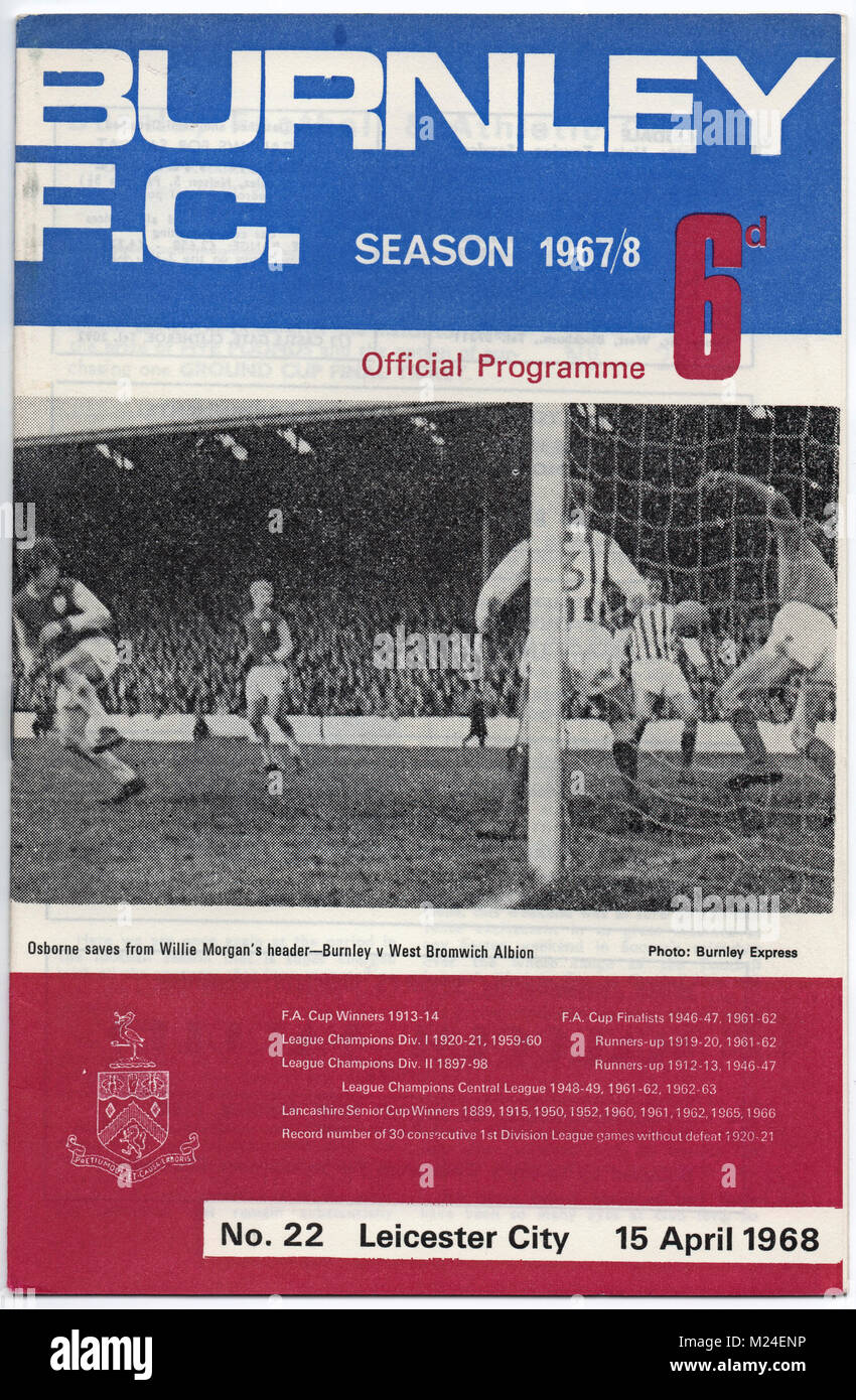 Vintage football programmes hi-res stock photography and images - Alamy