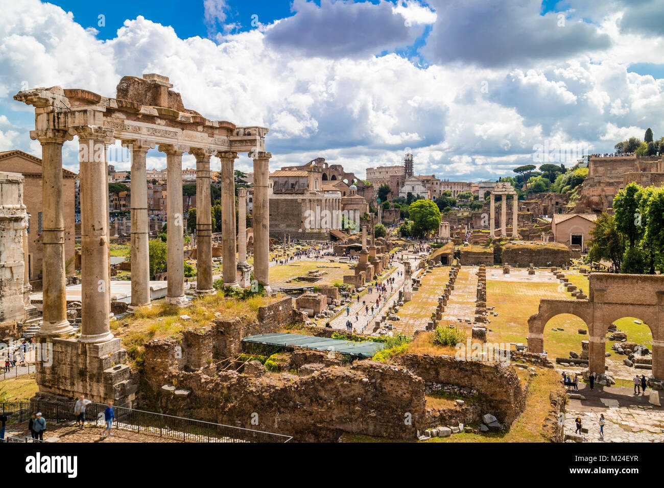 The roman forum ancient ruins hi-res stock photography and images - Alamy