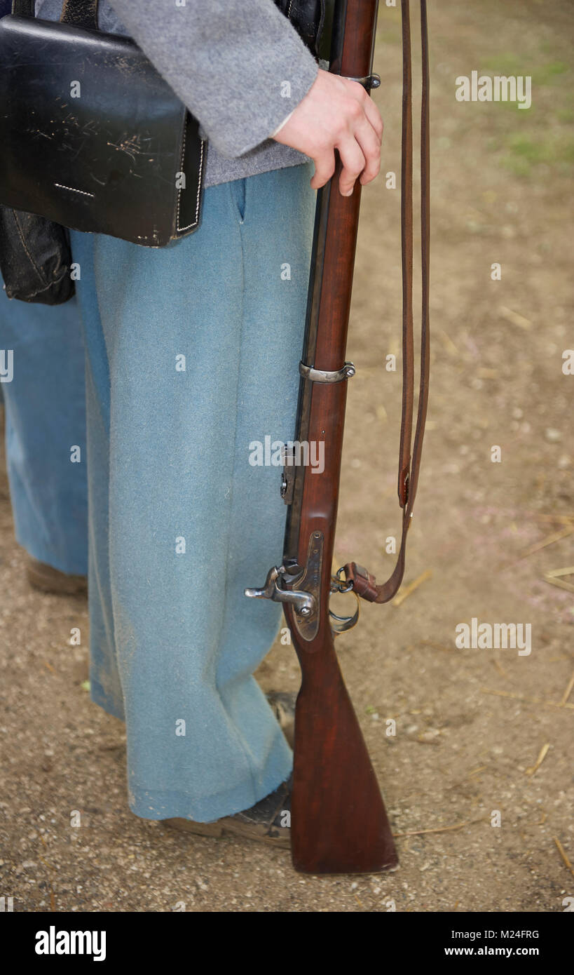 American Civil War Springfield 1861 rifled infantry soldier's weapon ...