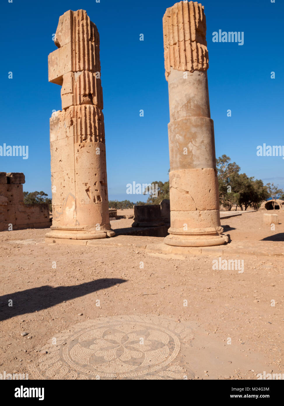 Mosaic and columns in Villa of Columns in Tolmeita Stock Photo - Alamy