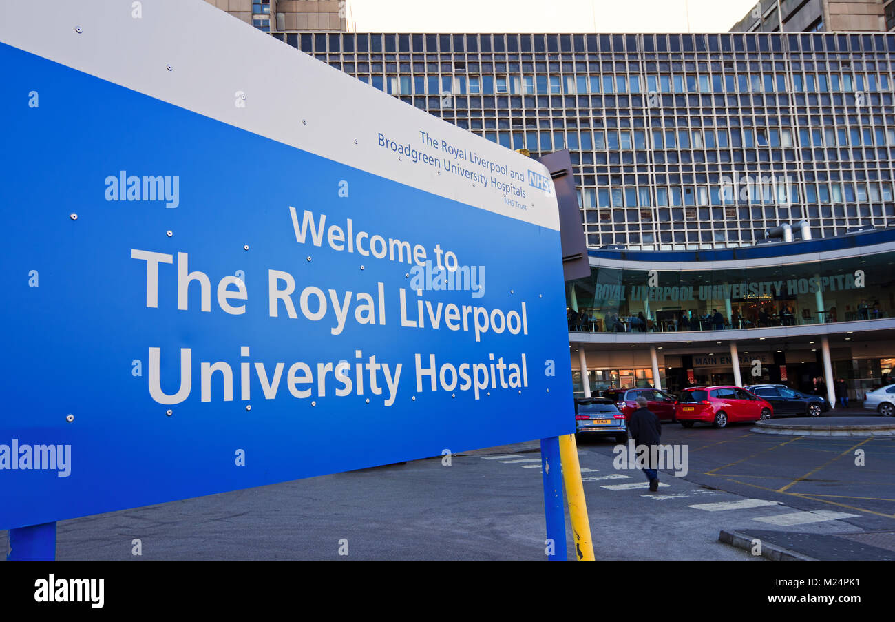 Royal liverpool university hi-res stock photography and images - Alamy