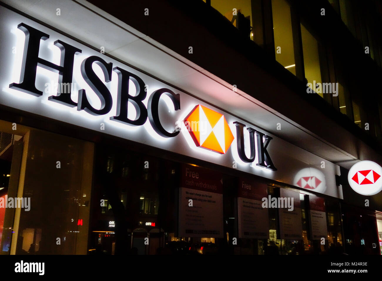 Hsbc uk bank plc hi-res stock photography and images - Alamy