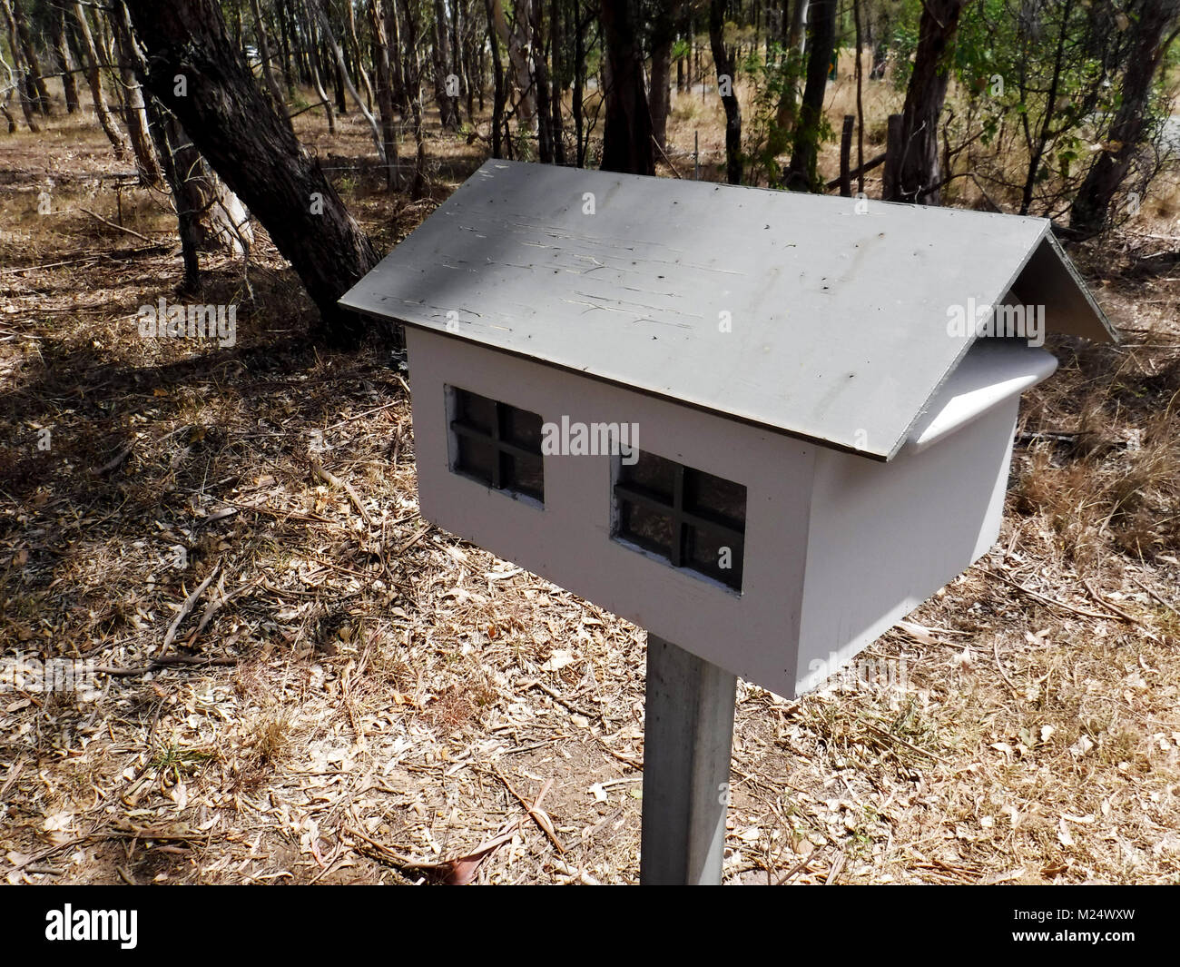 Australian letter box hi-res stock photography and images - Alamy
