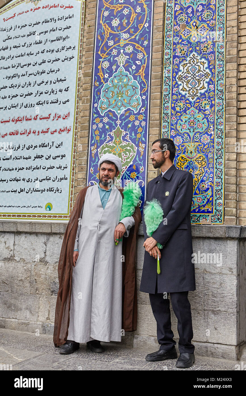 Turban stand hi-res stock photography and images - Alamy