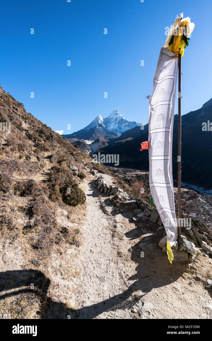 Acclimatisation hi-res stock photography and images - Alamy