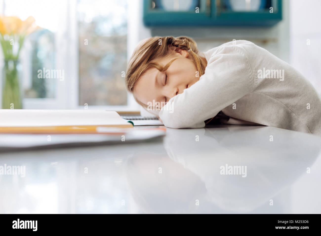 Child preteen sleeping hi-res stock photography and images - Alamy