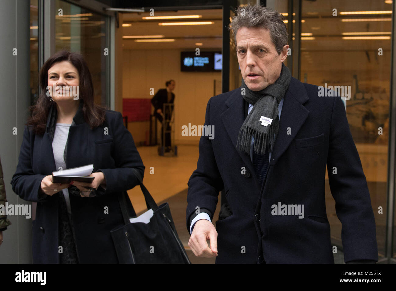 Crimewatch presenter hi-res stock photography and images - Alamy
