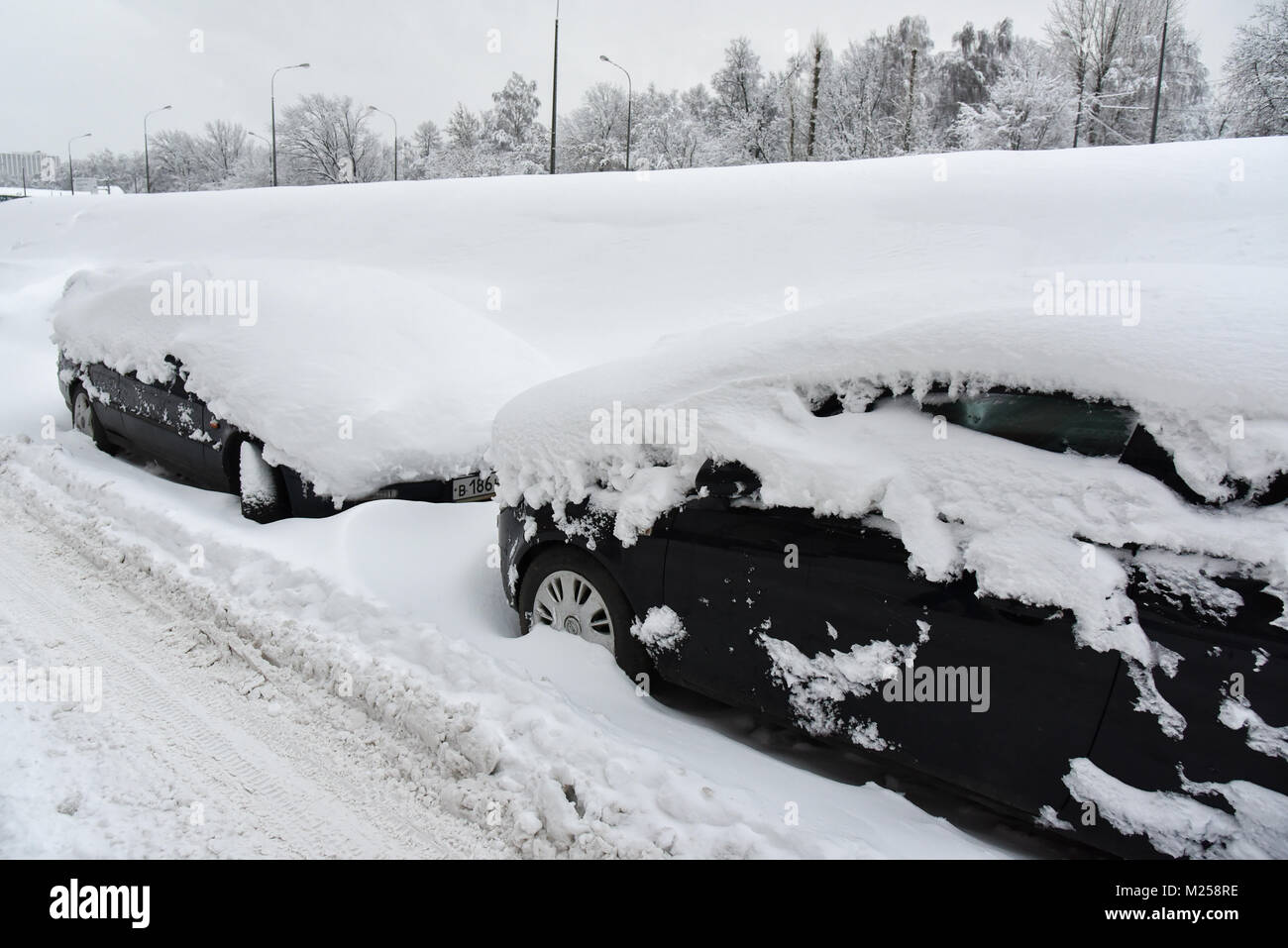Moscow, Russia - 4 Feb, 2018: Snow-covered cars after a snowfall Stock ...