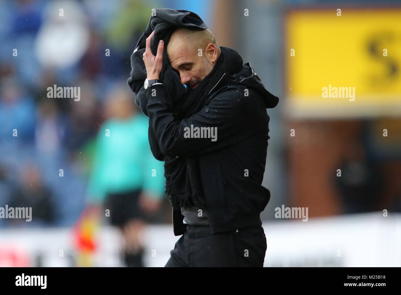 PEP GUARDIOLA TOWELLING HEAD MAANCHESTER CITY FC MANAGER BURNLEY FC V ...