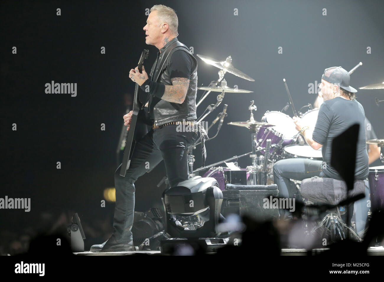 Lisbon: Concert by the rock band METALLICA in the pavilion Altice arena ...