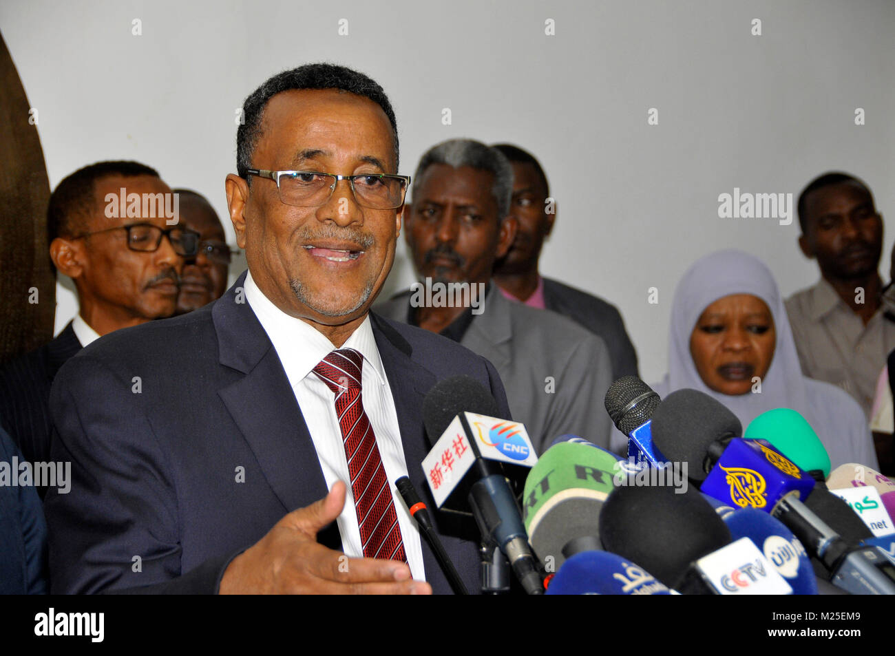 Khartoum, Sudan. 5th Feb, 2018. Ibrahim Mahmoud Hamid (Front), Sudanese ...