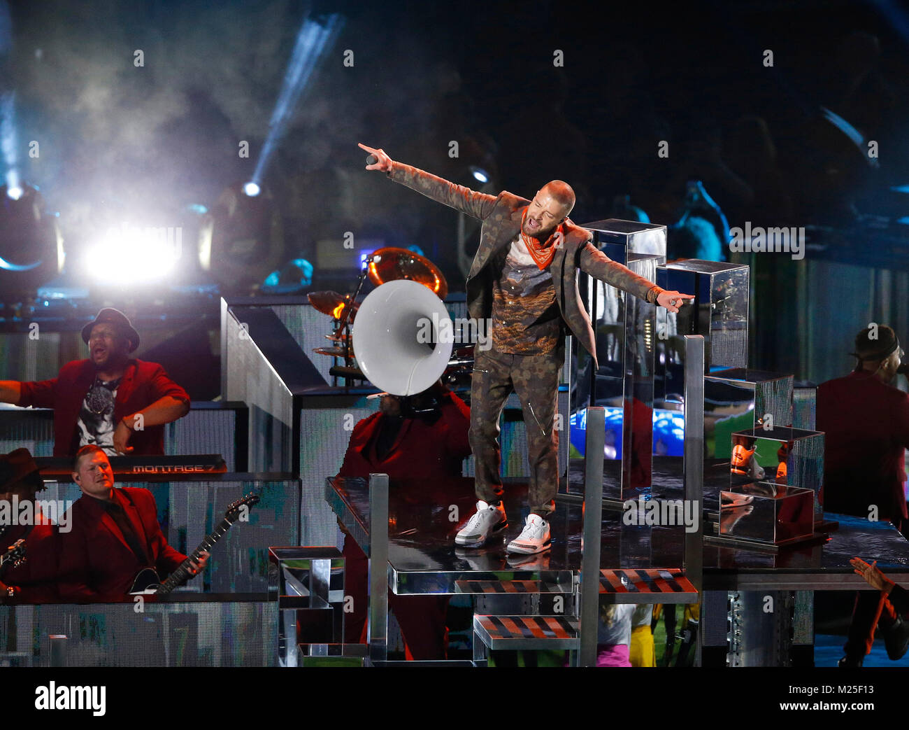 February 04, 2018 Justin Timberlake performs onstage during the Pepsi ...