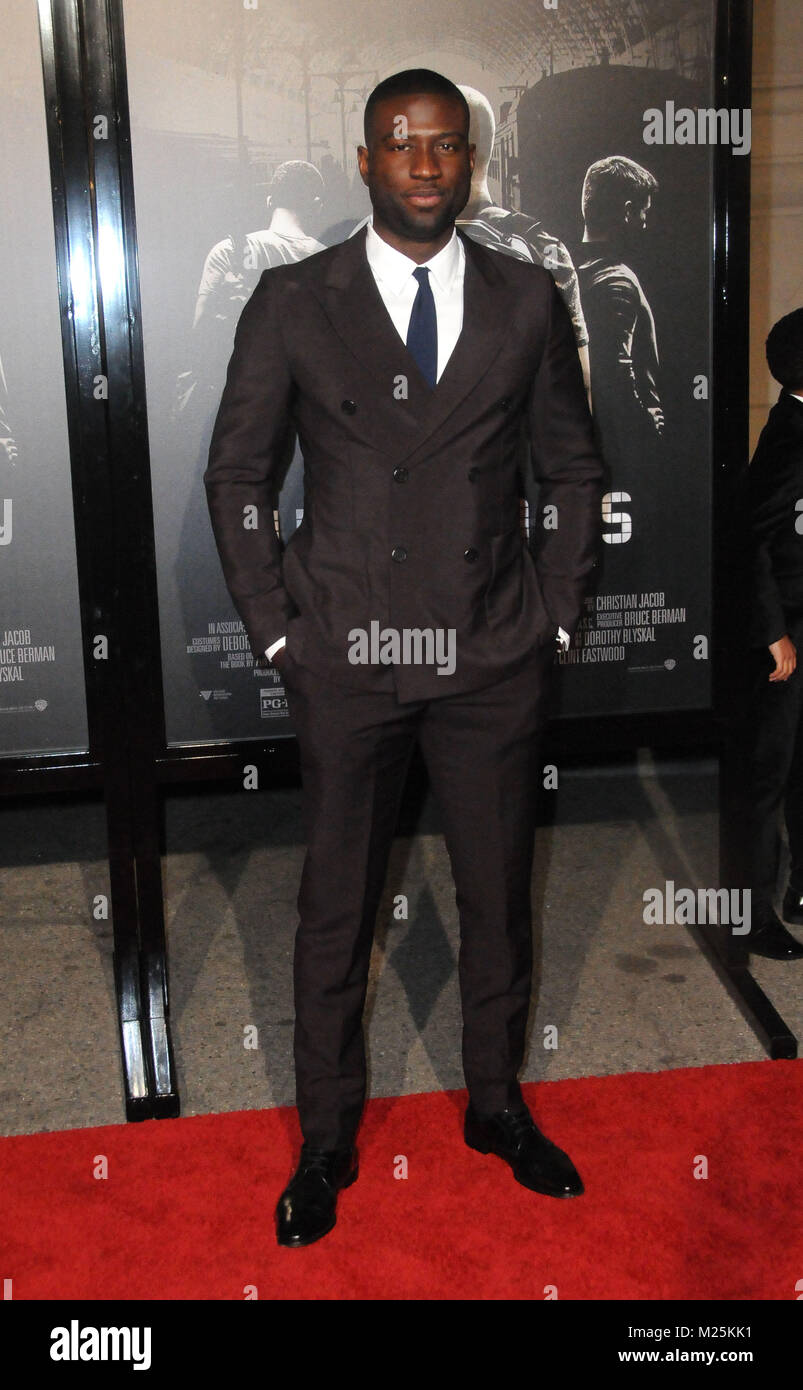 Burbank, California, USA. 5th February, 2018. Actor Sinqua Walls ...