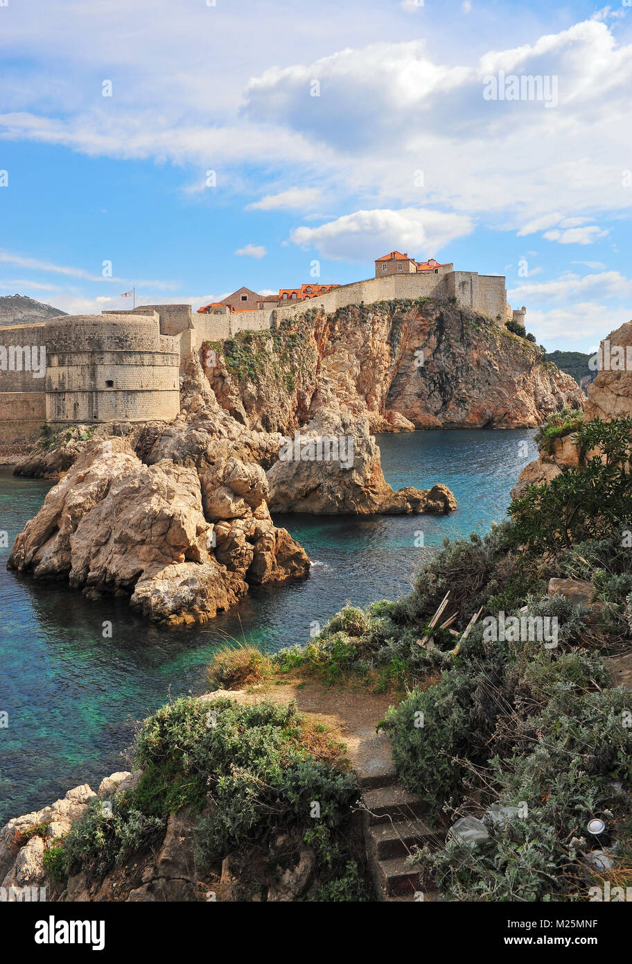 Scenic cliffs and city walls of Dubrovnik, Croatia Stock Photo - Alamy