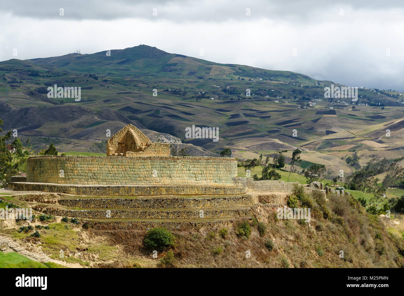 Ecuador, ancient Ingapirca ruin, the most important Inca site in ...