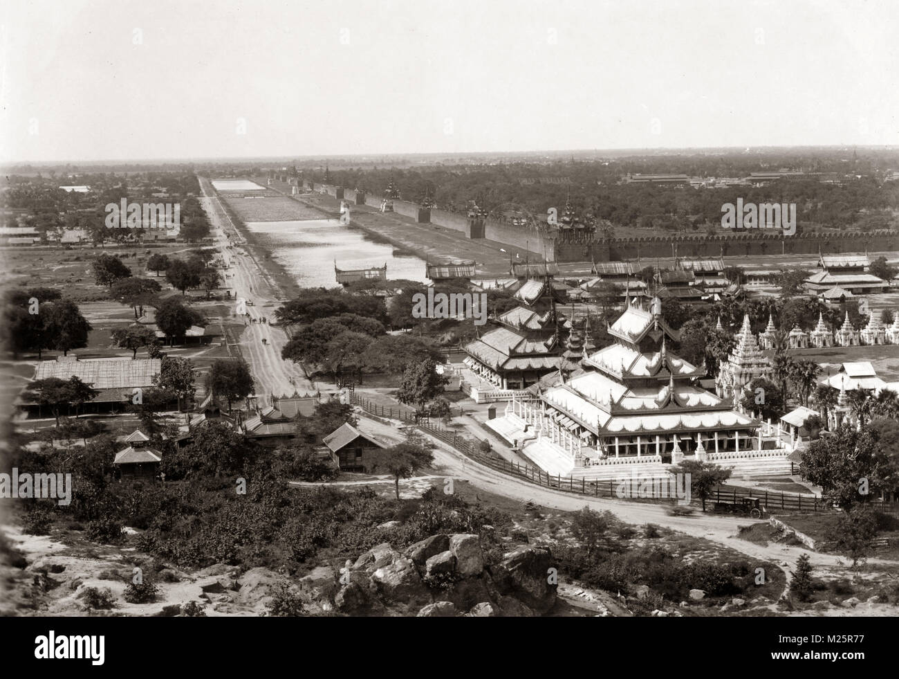 c. 1890s India Burma - the moat and fort Mandalay Stock Photo - Alamy