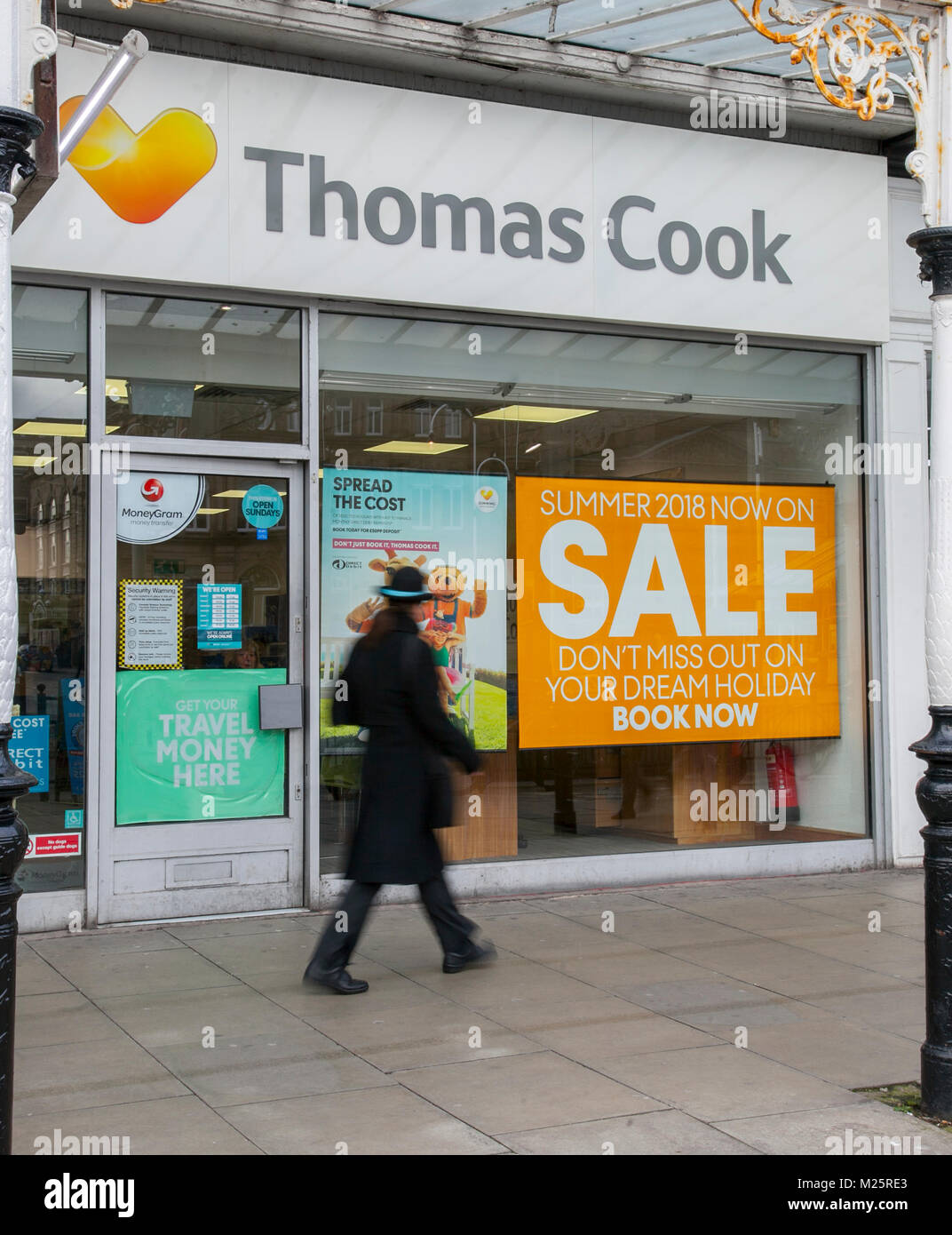 Thomas cook travel shop holiday hi-res stock photography and images - Alamy