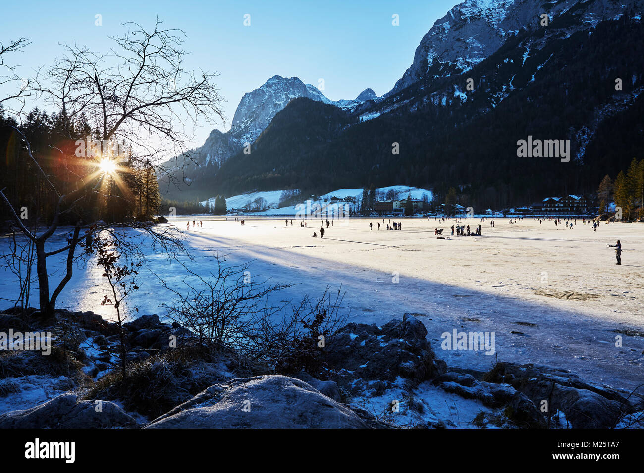 Der Hintersee bei Ramsau im Winter Stock Photo - Alamy