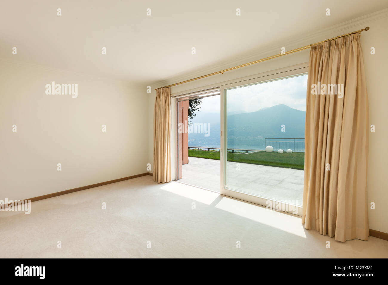 Interior, house, empty room with window Stock Photo - Alamy
