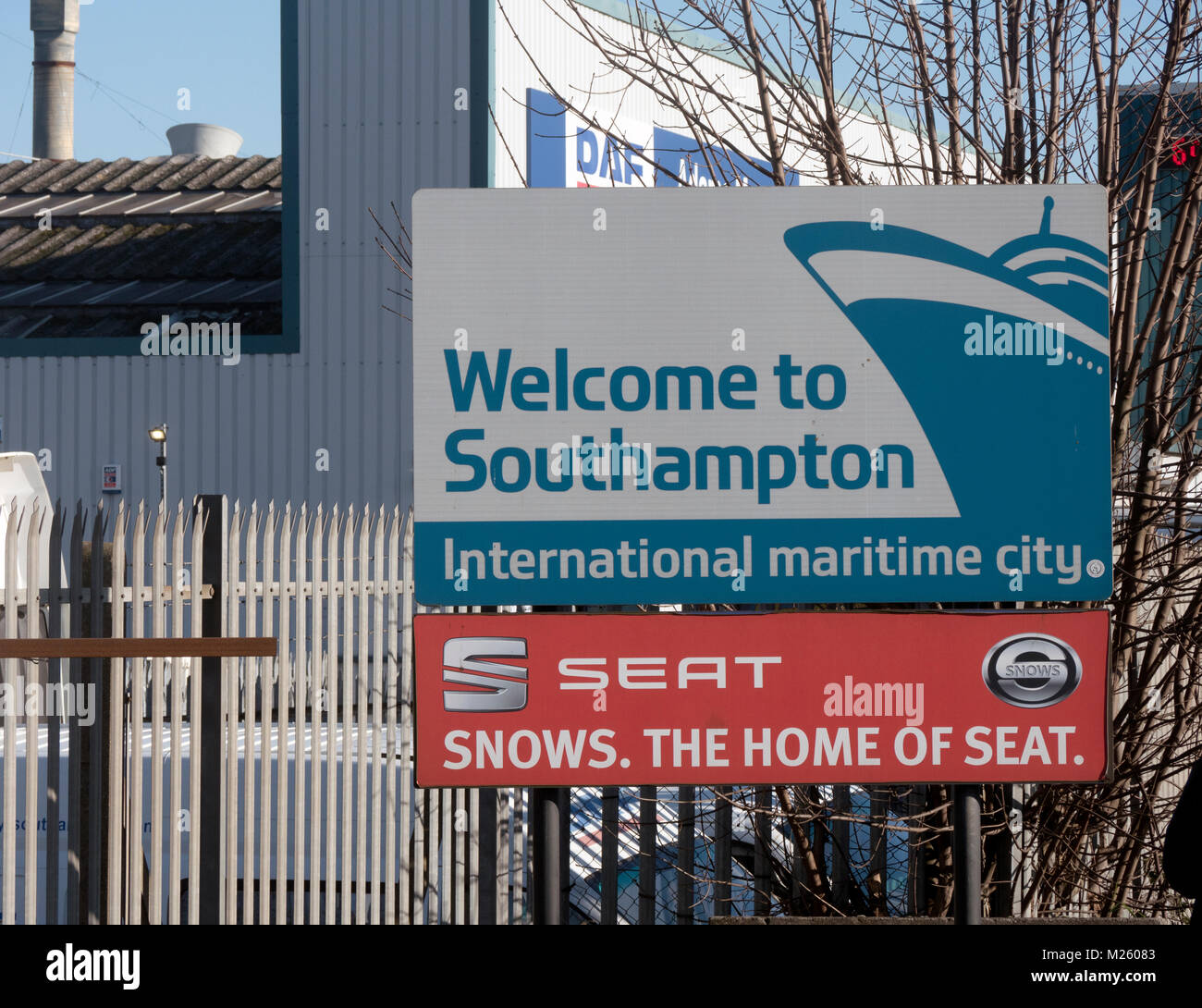 New hampshire border hi-res stock photography and images - Alamy