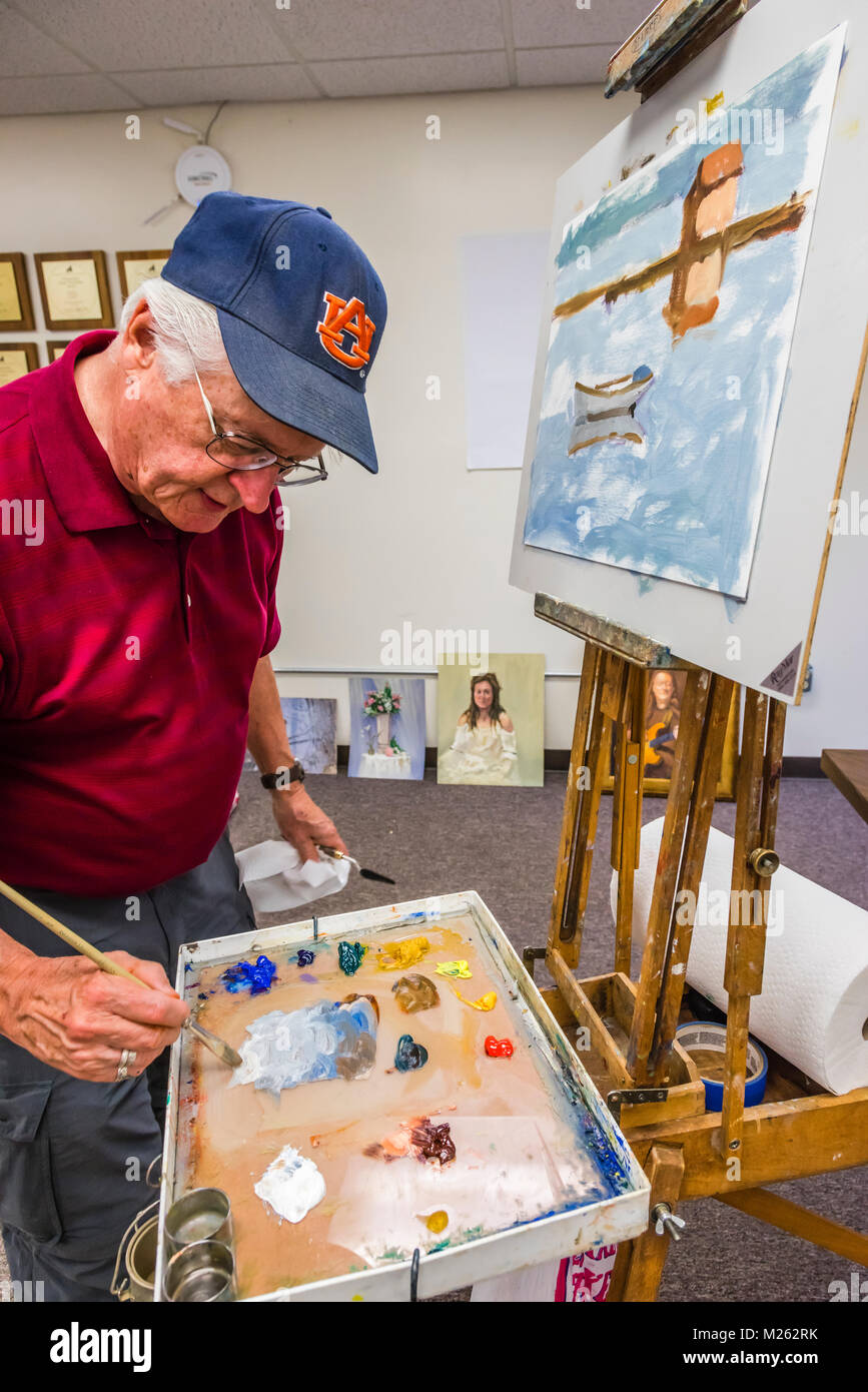 Paint association hi-res stock photography and images - Alamy