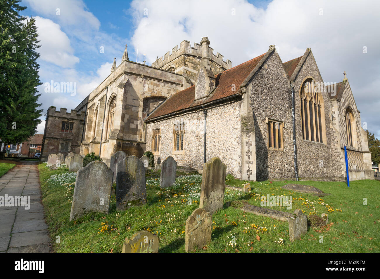 St michaels church basingstoke hi-res stock photography and images - Alamy