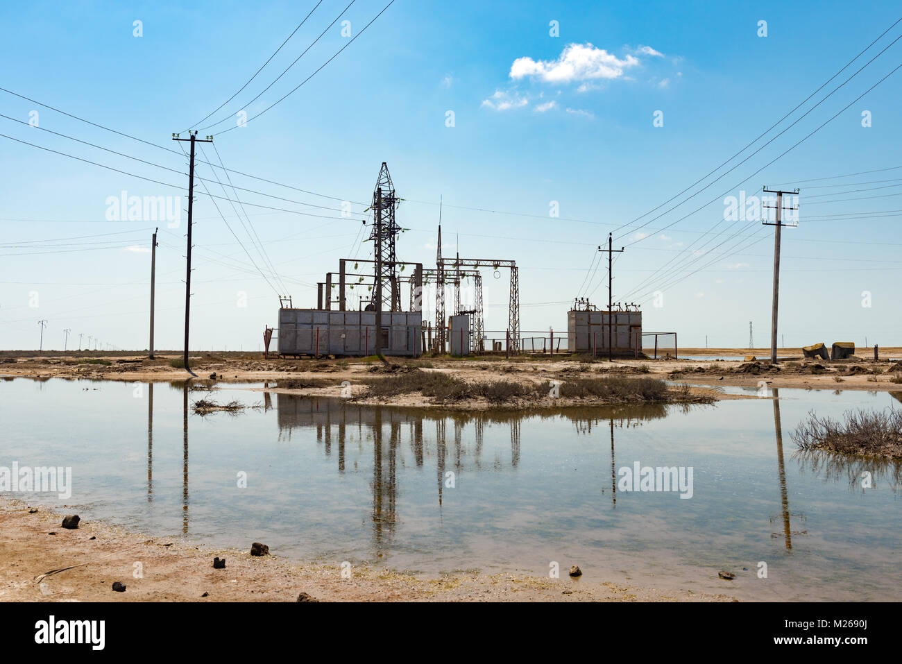 Old metal electric substation hi-res stock photography and images - Alamy