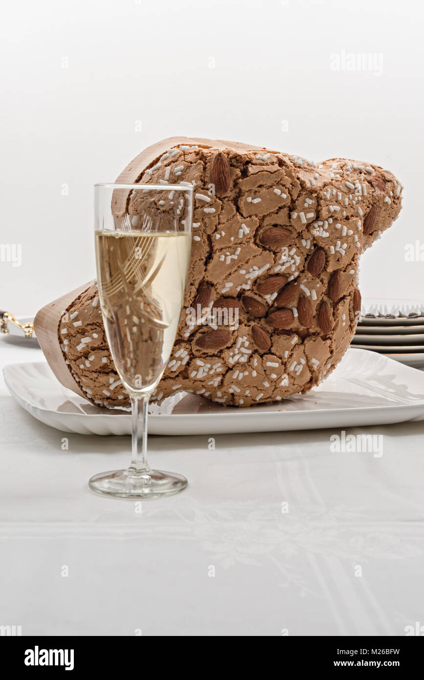 Easter dove, Easter cake, Italian, Regional, whole 6 Stock Photo - Alamy