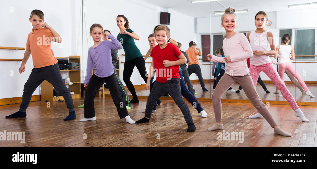 Little children studying contemp dance in studio Stock Photo - Alamy