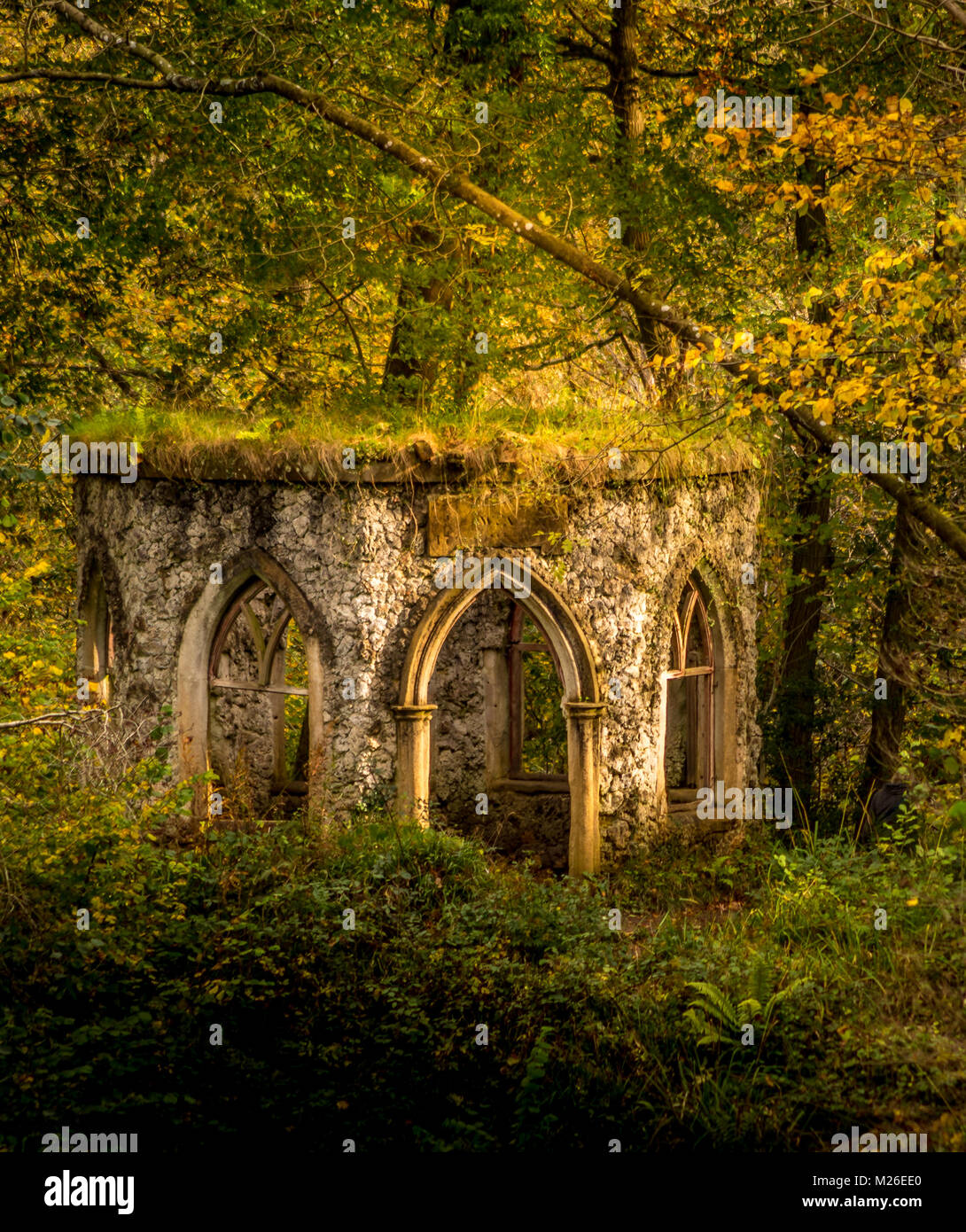 Folly in Hackfall woods Stock Photo - Alamy