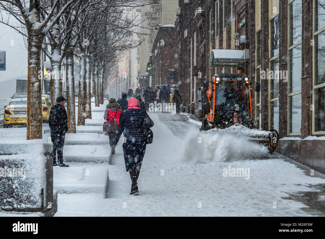 Heavy snowfall in Moscow, Russia Stock Photo - Alamy