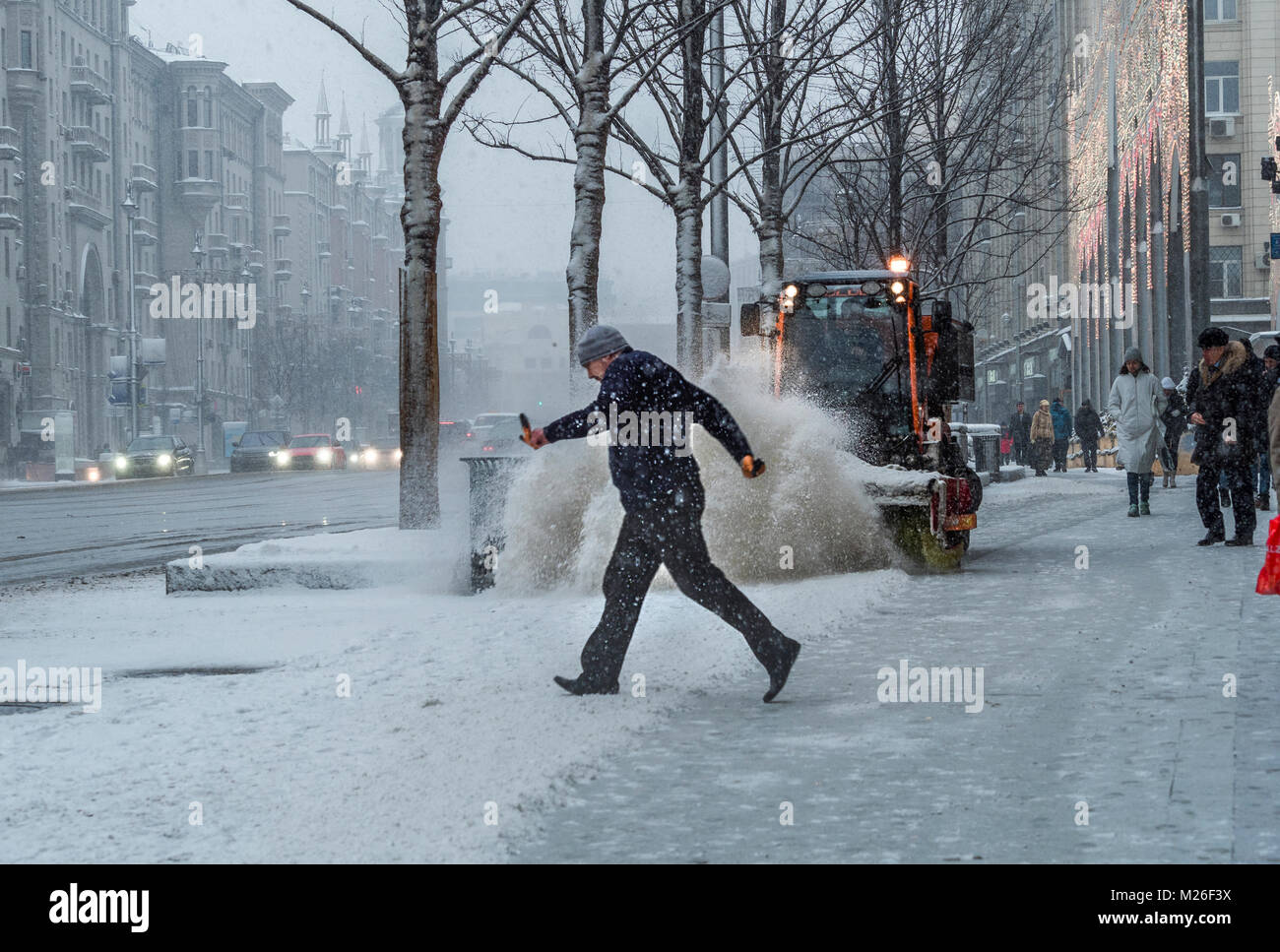 Heavy snowfall in Moscow, Russia Stock Photo - Alamy