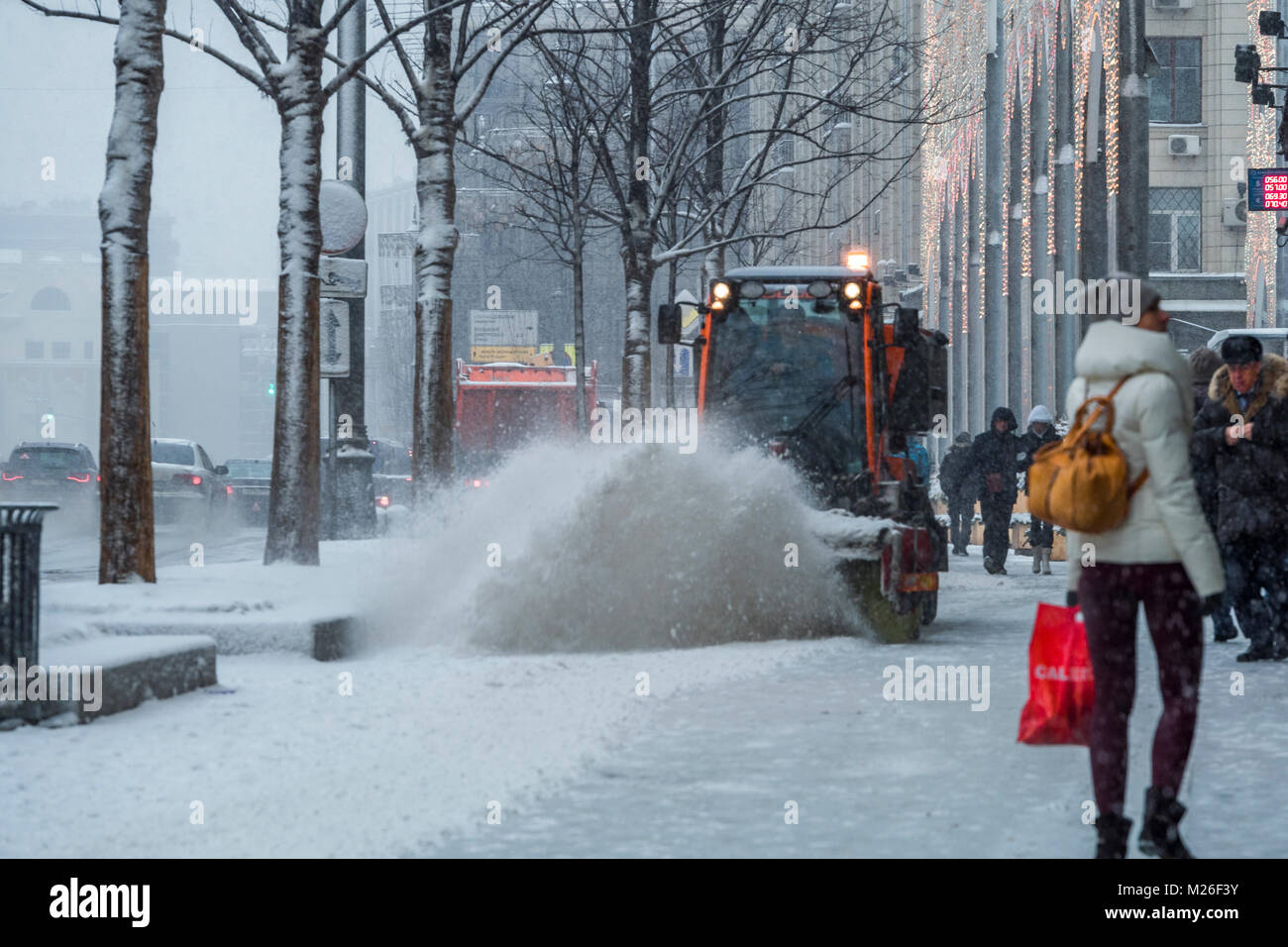Heavy snowfall in Moscow, Russia Stock Photo - Alamy