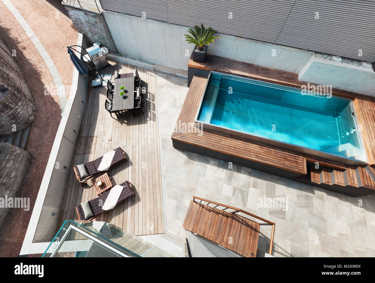 Swimming pool from top view hi-res stock photography and images - Alamy