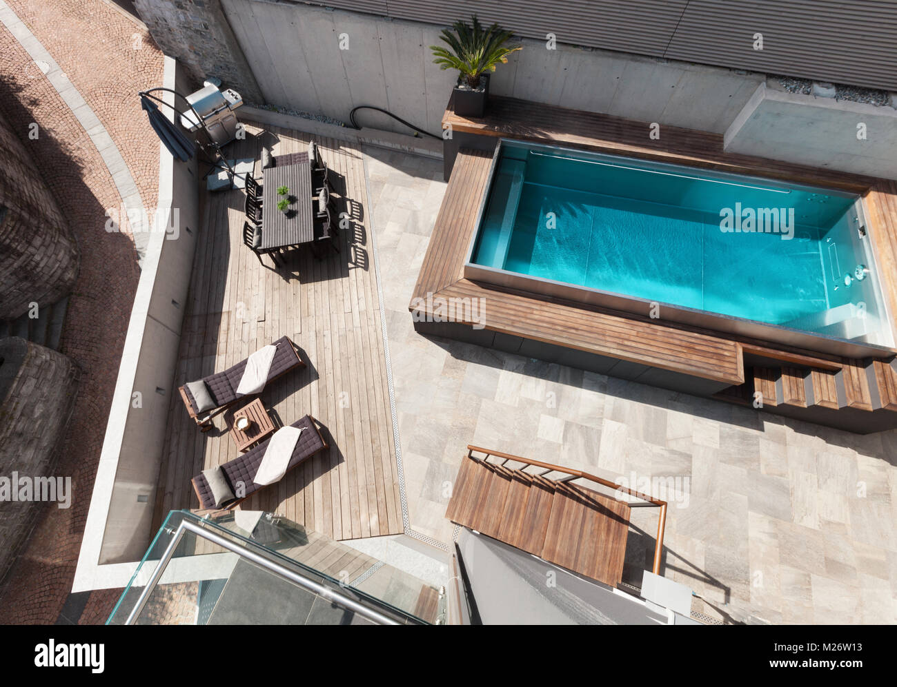 Swimming pool from top view hi-res stock photography and images - Alamy