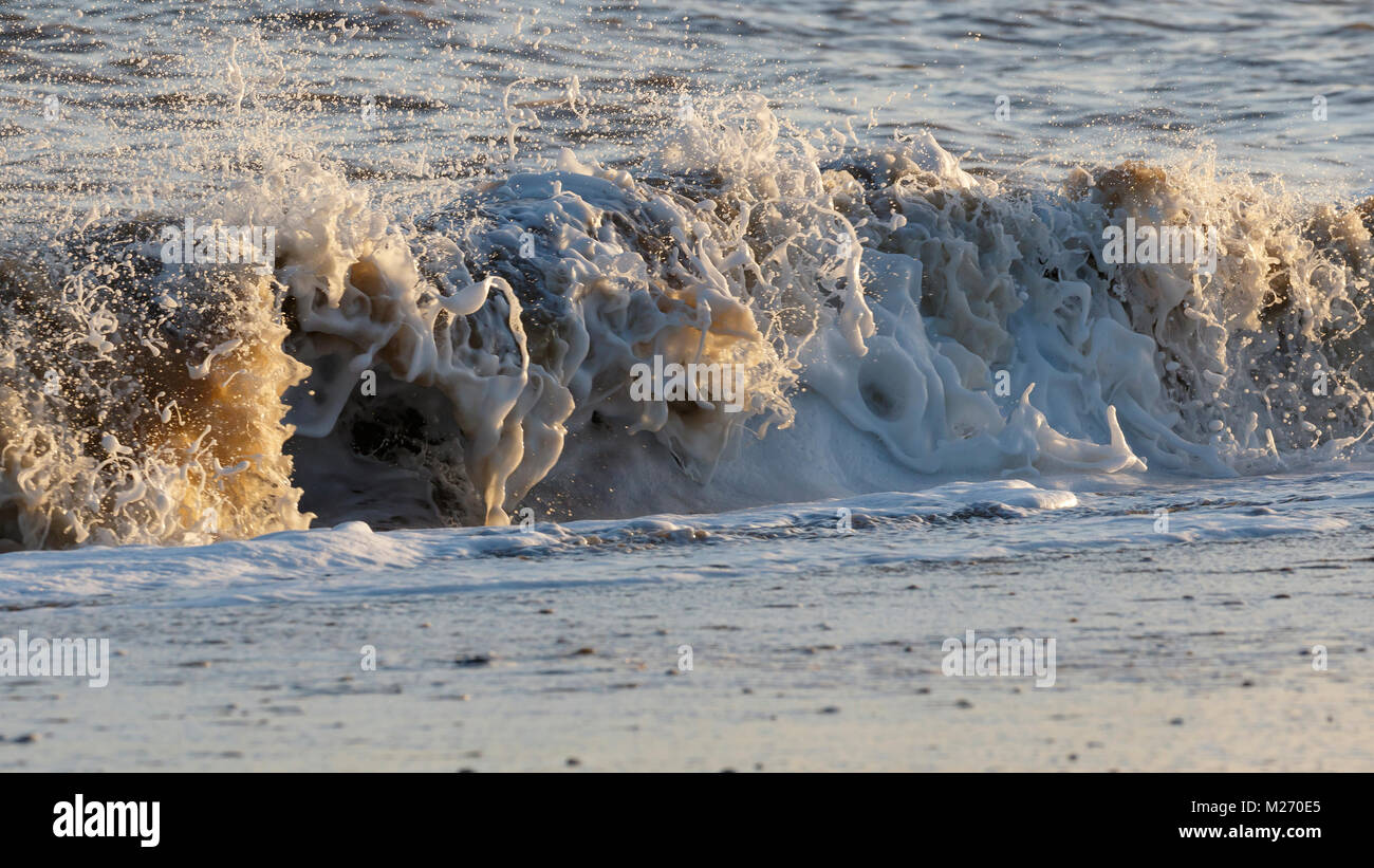 Sea sculpture, breaking waves and water Stock Photo - Alamy