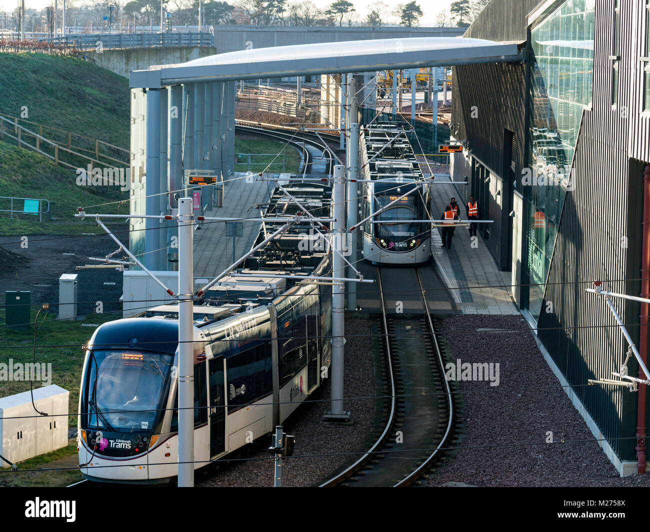 Edinburgh gateway train hi-res stock photography and images - Alamy