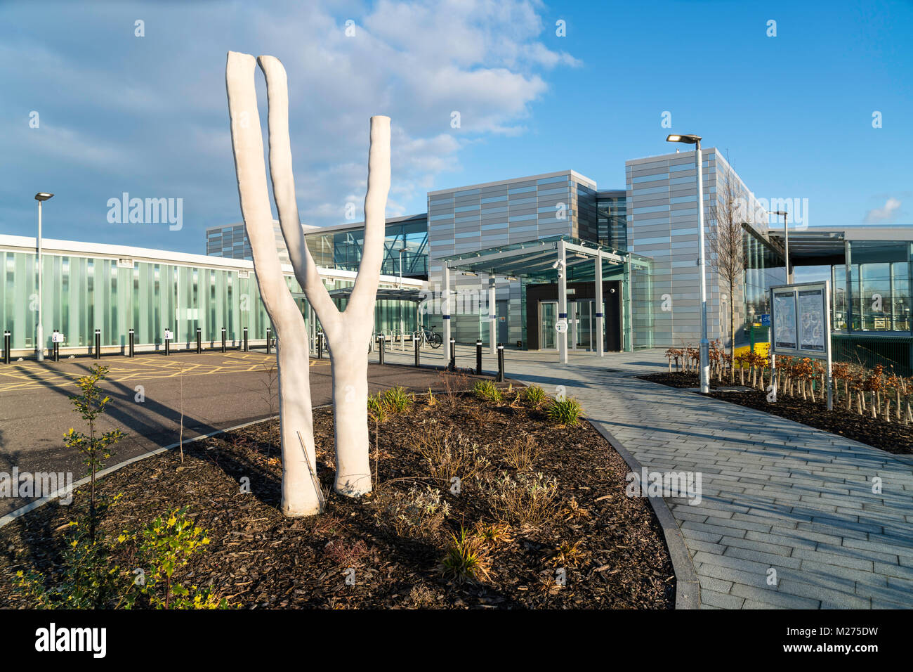 Edinburgh gateway station hi-res stock photography and images - Alamy