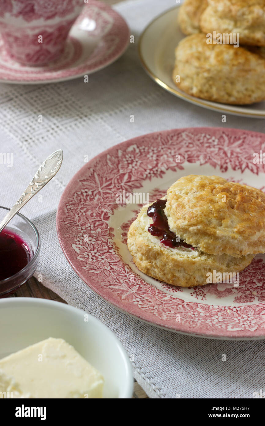 Traditional british pastries hi-res stock photography and images - Alamy