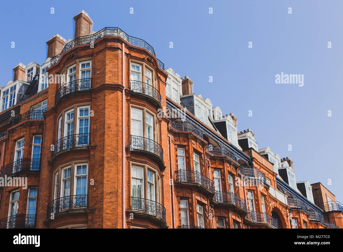 Claridges building hi-res stock photography and images - Alamy