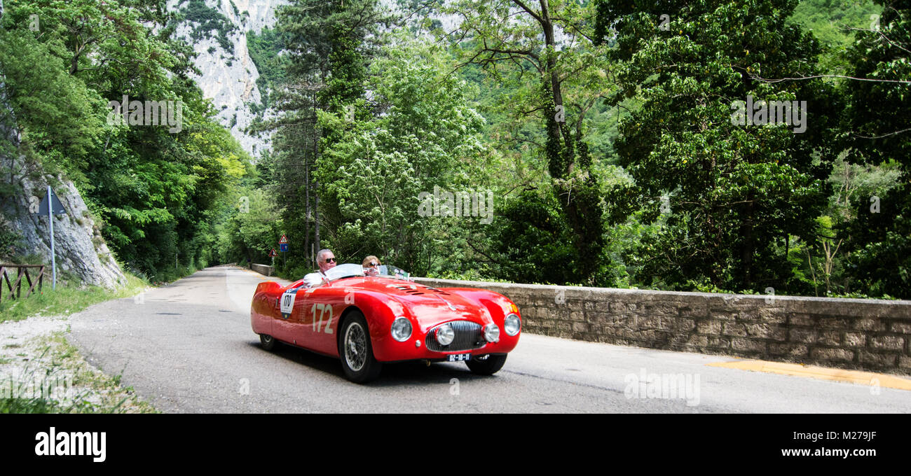Cisitalia 202 s mm spider hi-res stock photography and images - Alamy