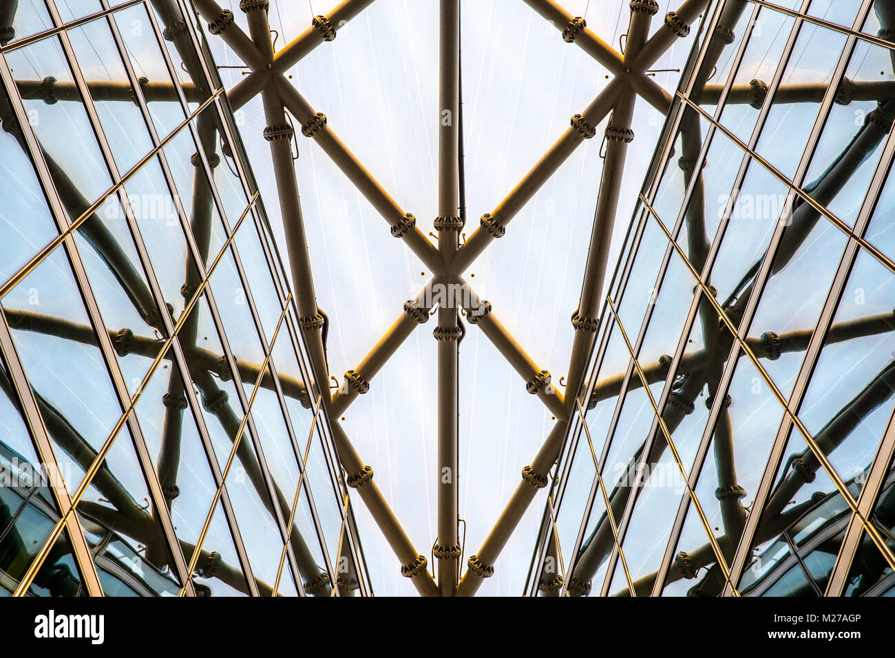 Obtuse angle hi-res stock photography and images - Alamy