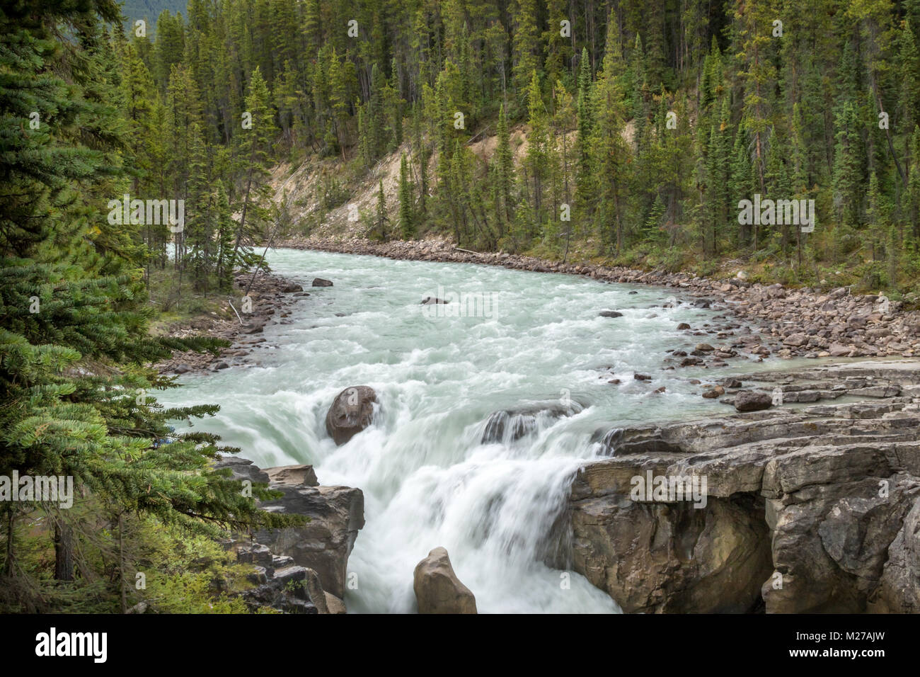 Sunwapta river hi-res stock photography and images - Alamy