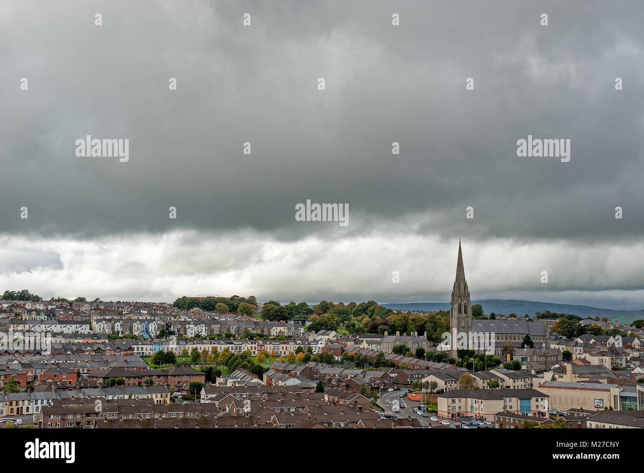 Derry city walls aerial hi-res stock photography and images - Alamy