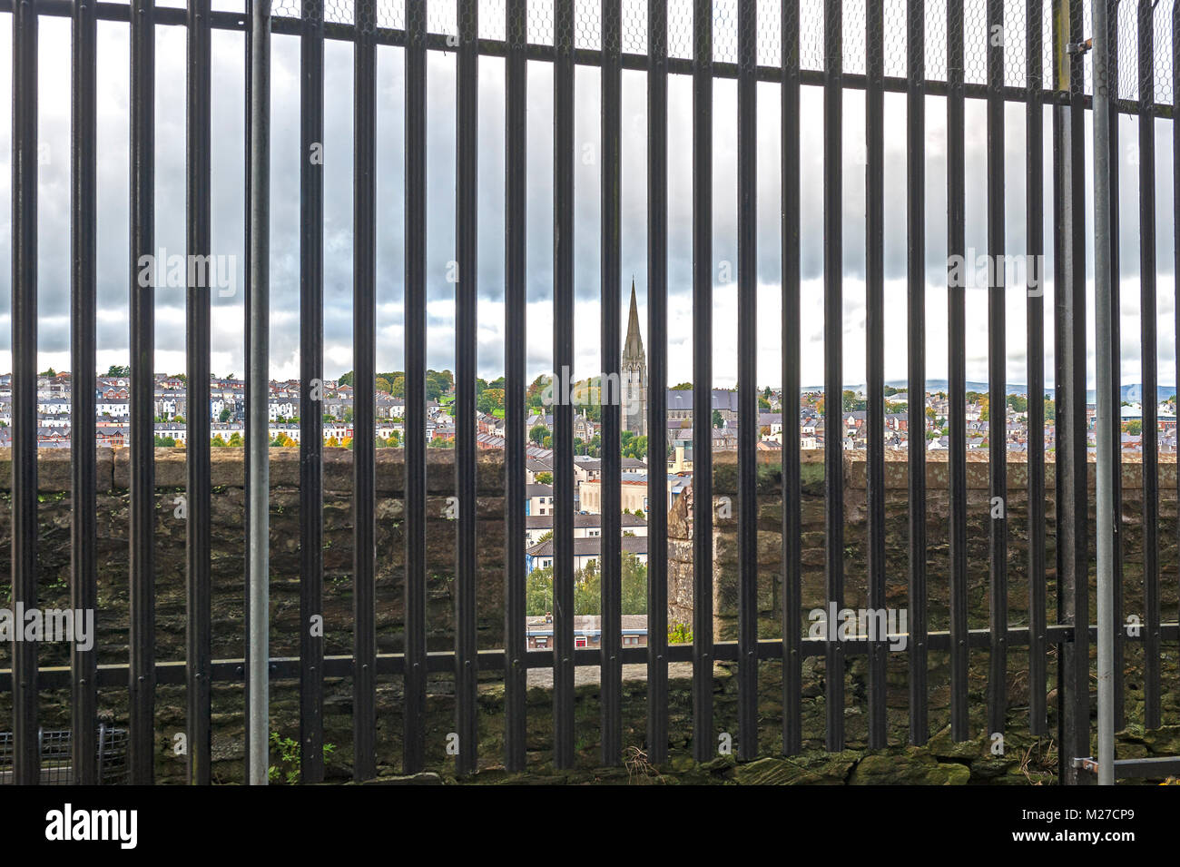 Derry city walls aerial hi-res stock photography and images - Alamy