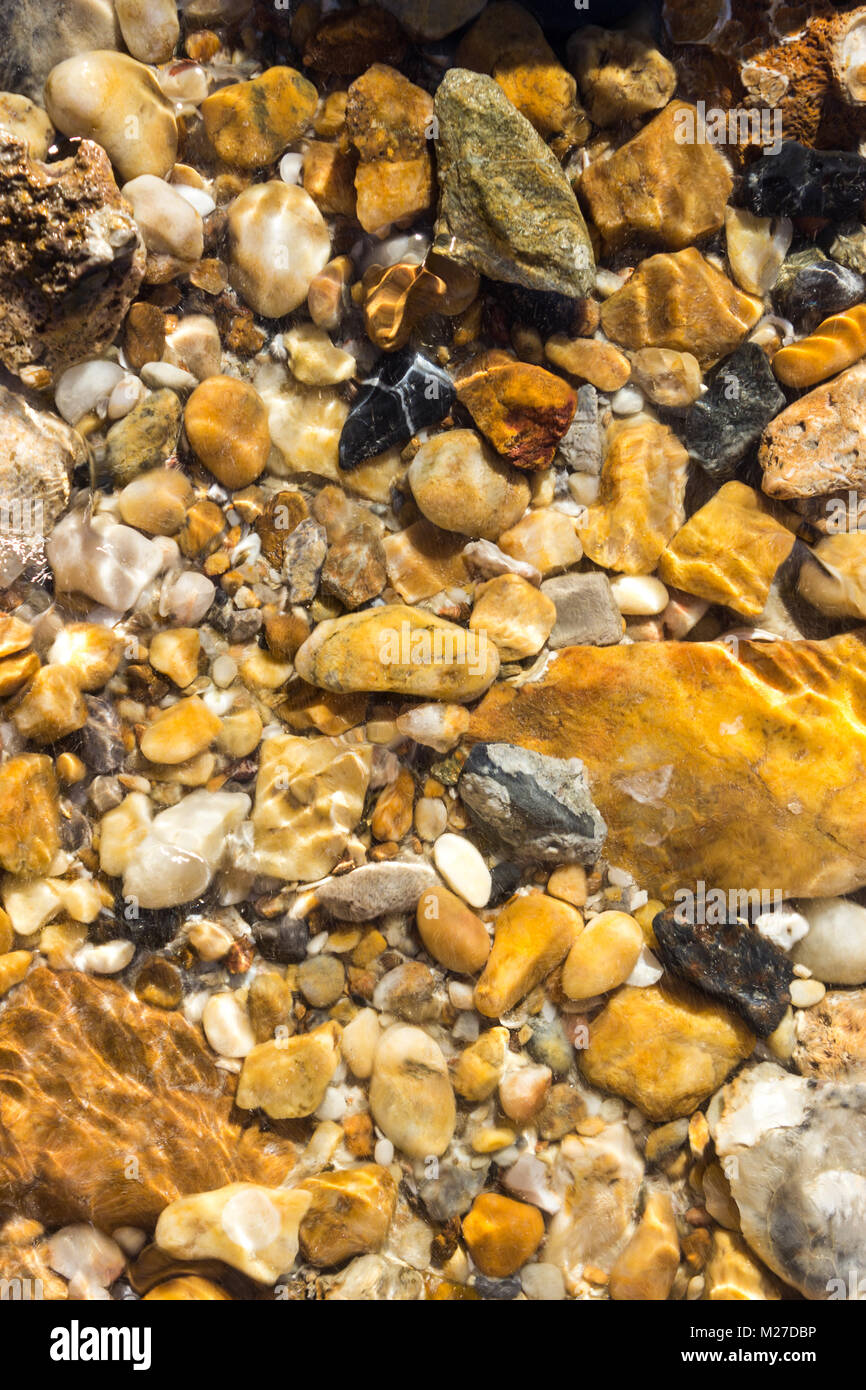 Pebbles underwater hi-res stock photography and images - Alamy
