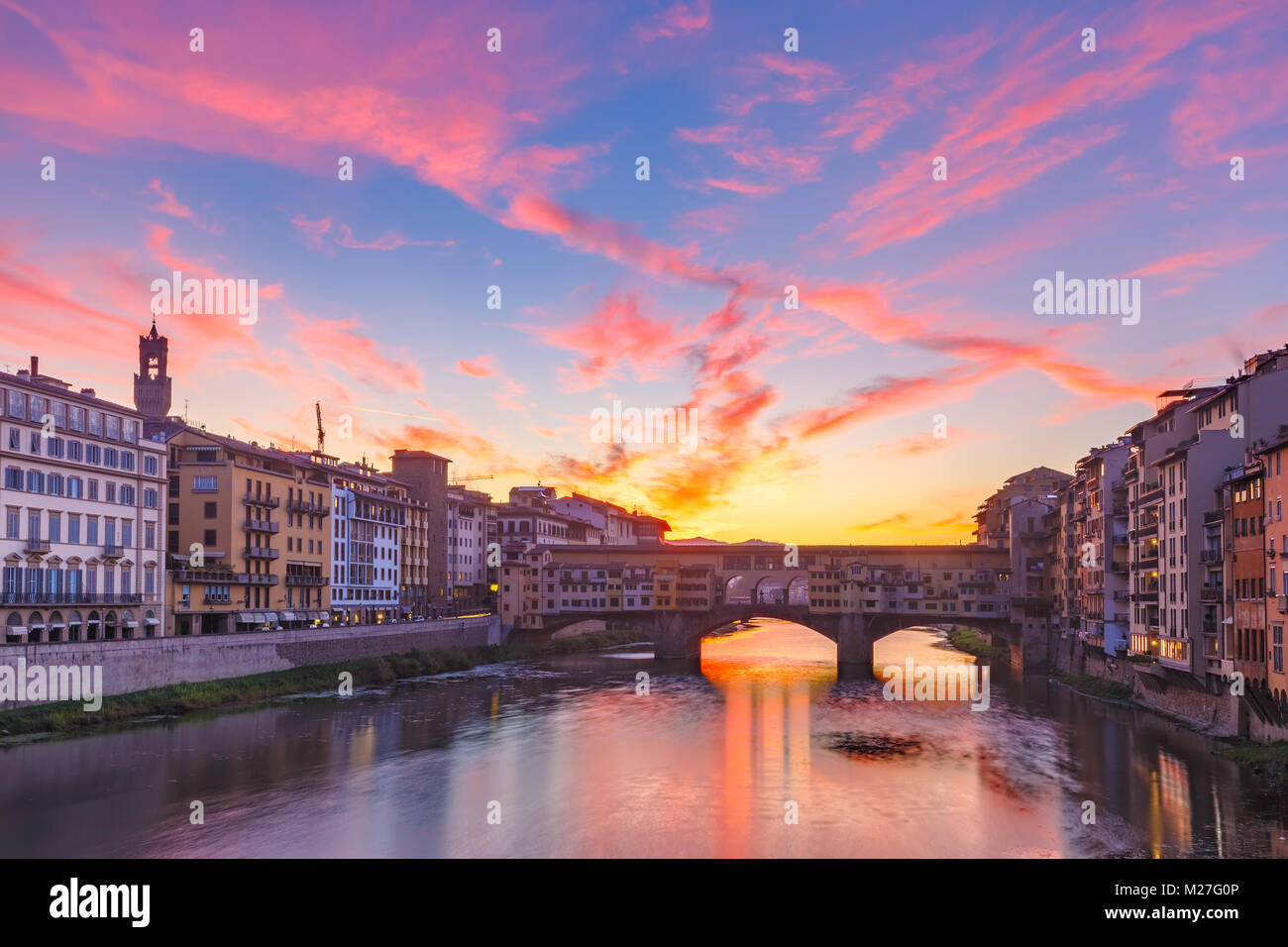 River Arno and Ponte Vecchio in Florence, Italy Stock Photo - Alamy