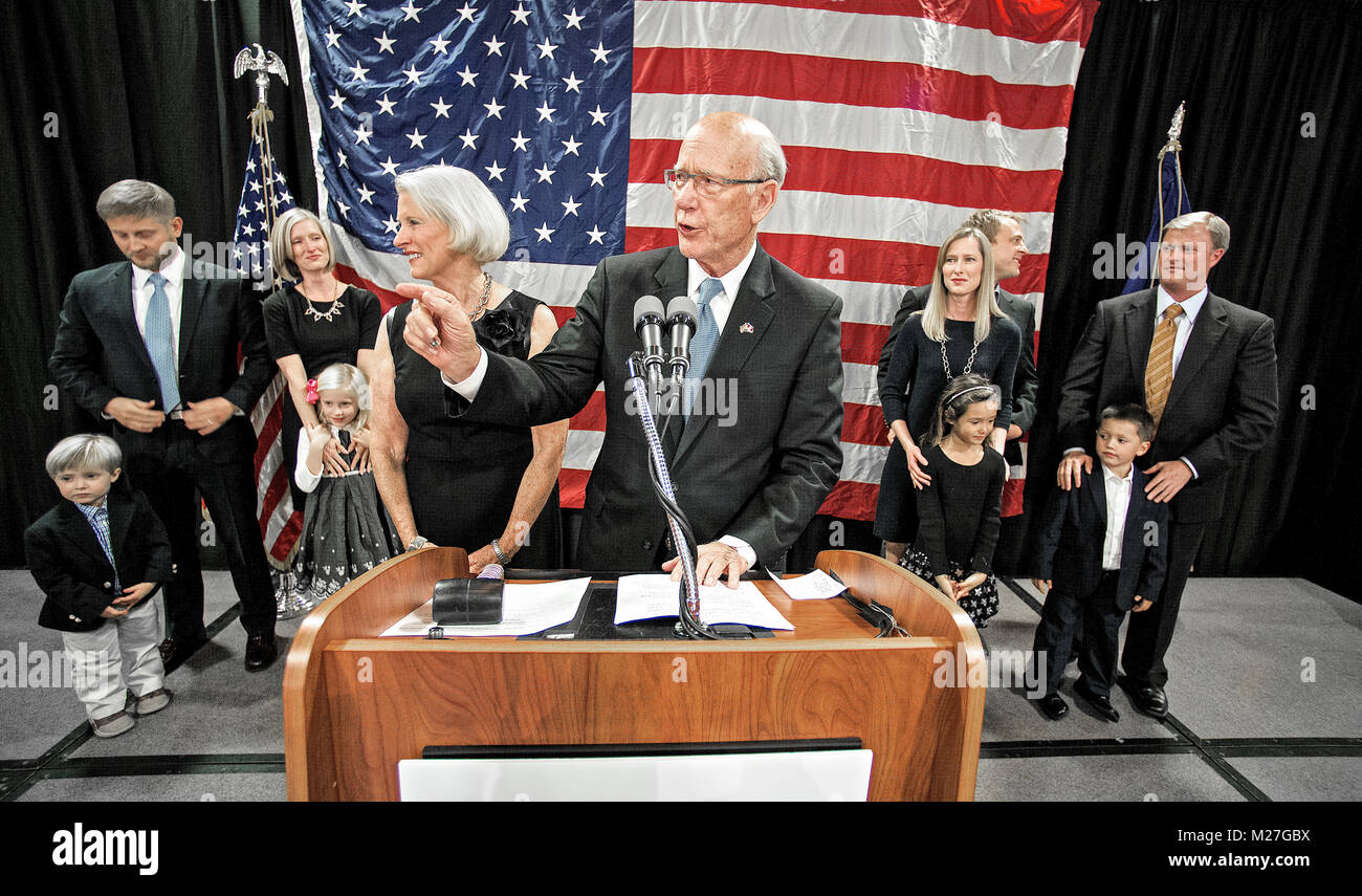 Topeka, Kansas 11-4-2014 Senator Pat Roberts with his wife Franki at ...